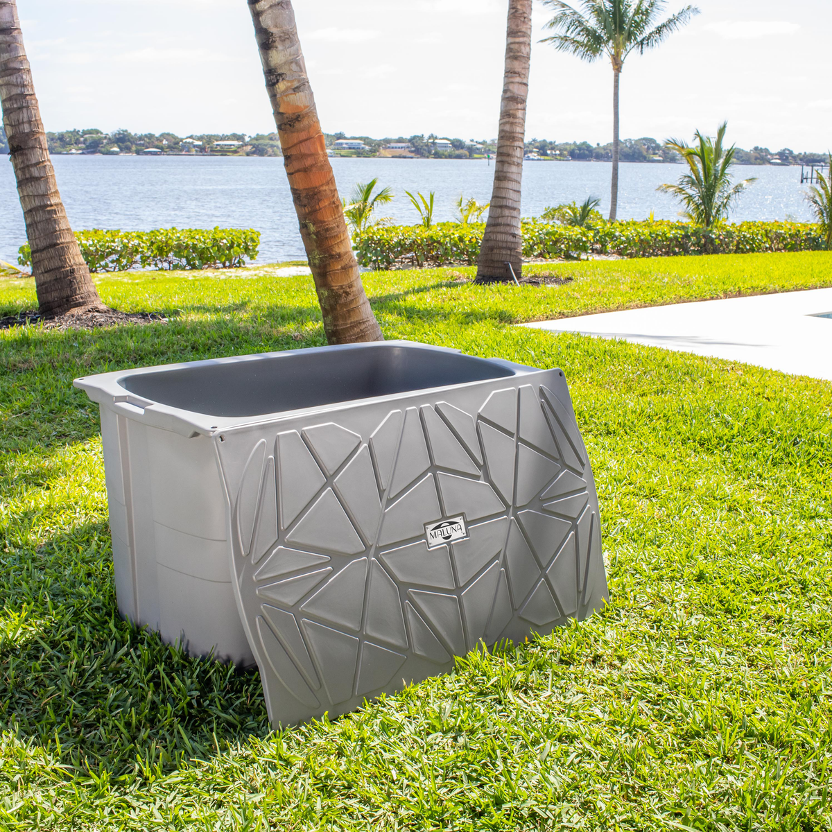Maluna 400 Quart Cold Plunge/Ice Bath – Maluna Coolers | EUFOURIC BRANDS